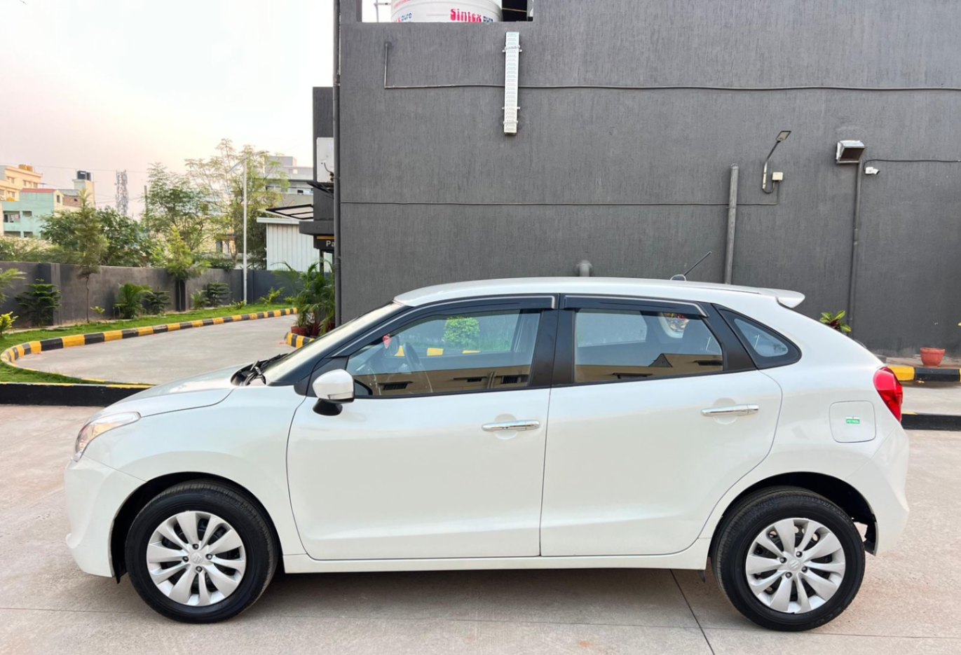 Baleno delta alloy wheels store